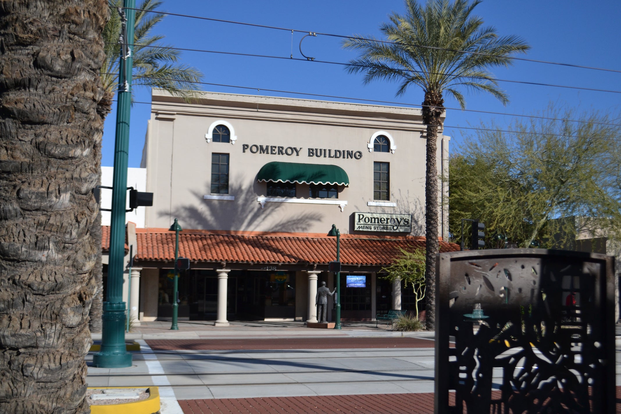 Pomeroy's Clothing - Since 1951